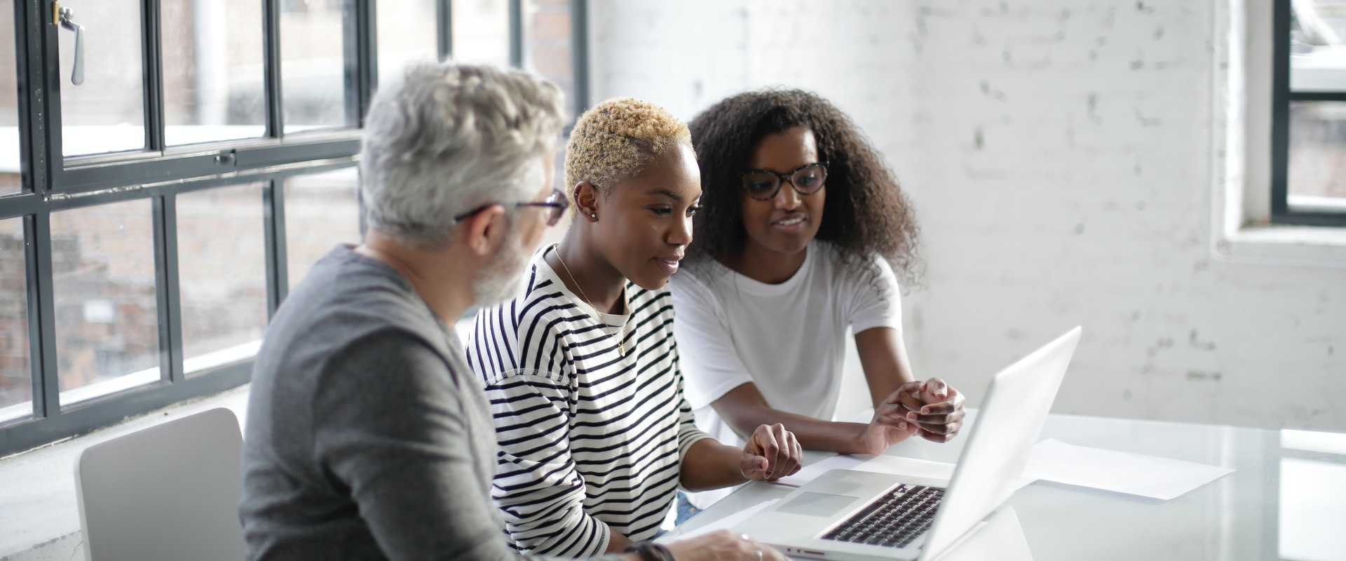 5 Coaching Styles: Pros and Cons of Each